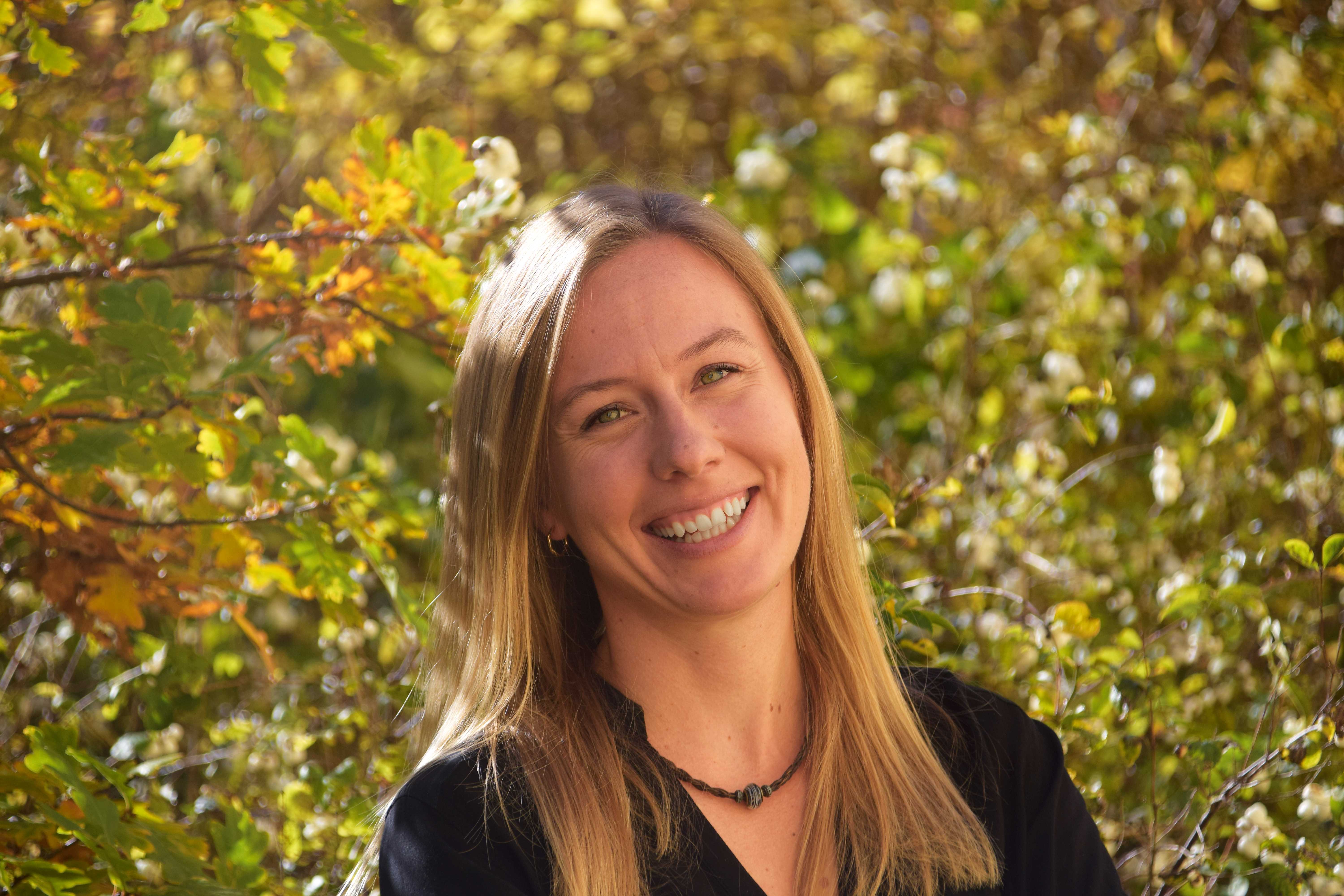 Schnabel Maja | SARAH MERGEN